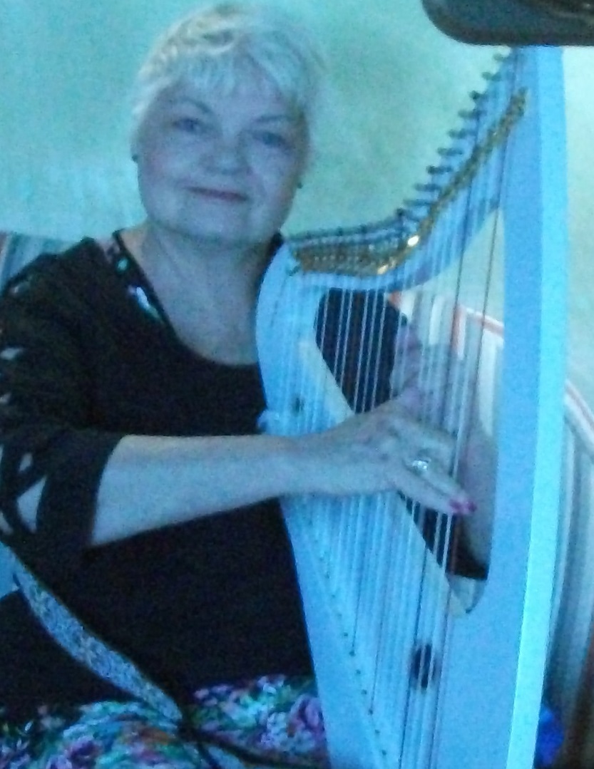 Gallery – Crimson Rose Harpist